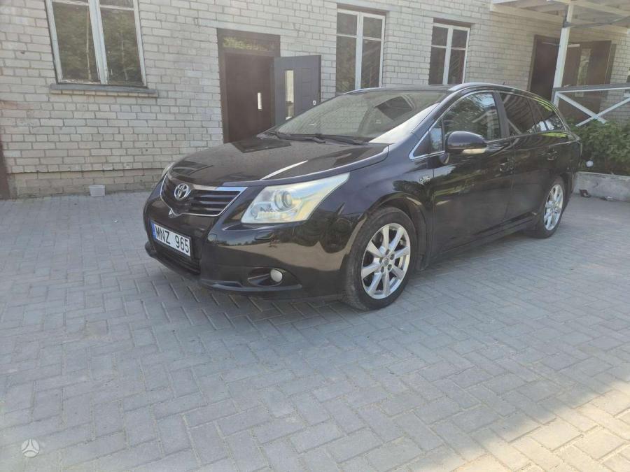 Melns Toyota Avensis 2011 Viļņa, ar dzinēja tilpumu 2.23 L un nobraukumu 300 tūkst. km par 2499 €, foto 10 vietnē AUTOMOTO.COM.LV