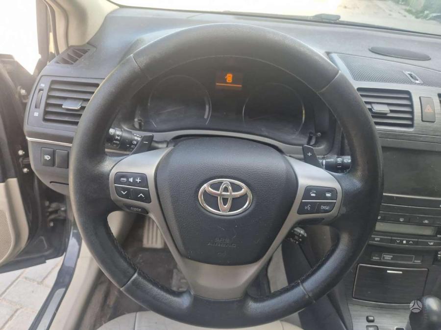 Melns Toyota Avensis 2011 Viļņa, ar dzinēja tilpumu 2.23 L un nobraukumu 300 tūkst. km par 2499 €, foto 28 vietnē AUTOMOTO.COM.LV