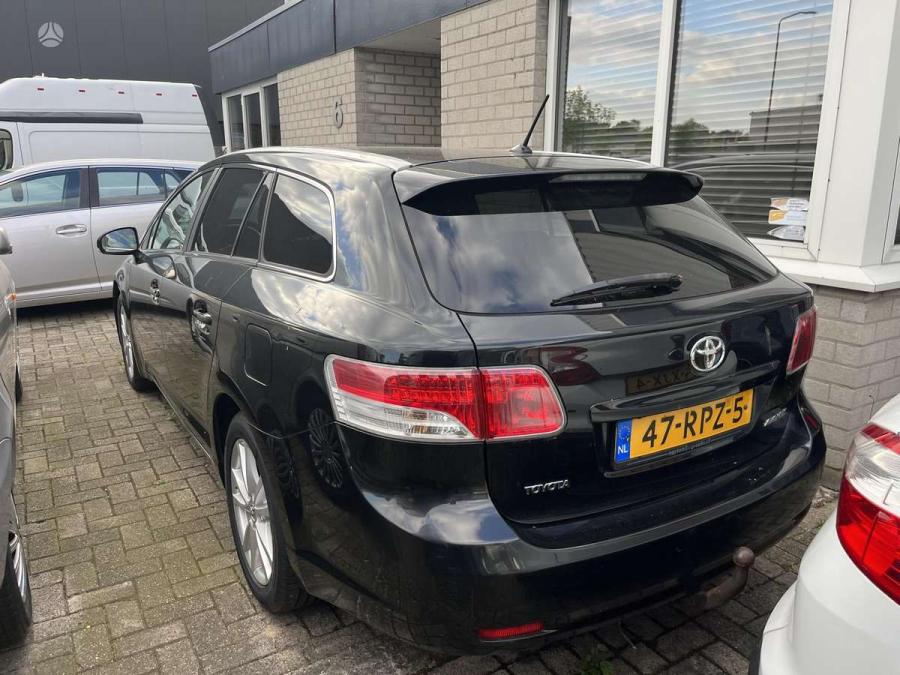 Melns Toyota Avensis 2011 Viļņa, ar dzinēja tilpumu 1.80 L un nobraukumu 243 tūkst. km par 6950 €, foto 33 vietnē AUTOMOTO.COM.LV
