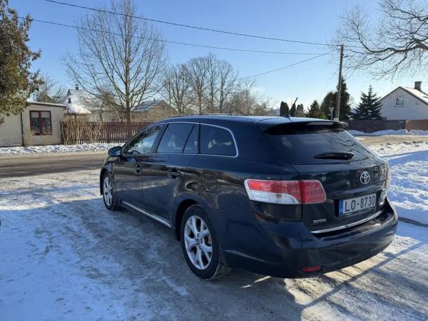 Черный Тойота Авенсис 2011 в Вентспилс, объемом двигателя 2.20 л и пробегом 291 тыс. км за 4200 €, фото 6 на AUTOMOTO.COM.LV