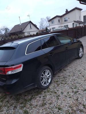 Melns Toyota Avensis 2011 Viļņa, ar dzinēja tilpumu 2.23 L un nobraukumu 341 tūkst. km par 3300 €, foto 4 vietnē AUTOMOTO.COM.LV