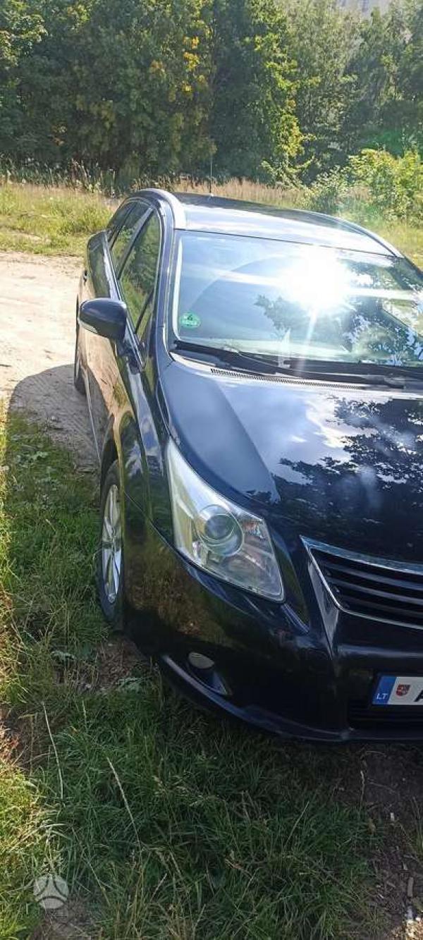 Melns Toyota Avensis 2011 Viļņa, ar dzinēja tilpumu 2.00 L un nobraukumu 352 tūkst. km par 4500 €, foto 6 vietnē AUTOMOTO.COM.LV