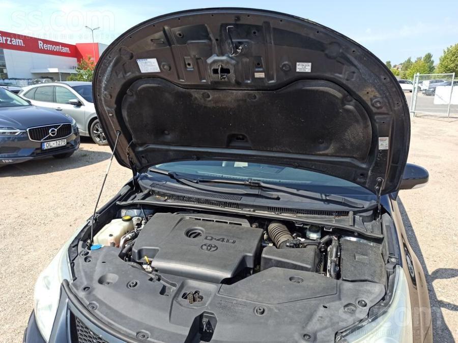 Черный Тойота Авенсис 2011 в Даугавпилс, объемом двигателя 2.20 л и пробегом 0 тыс. км за 5250 €, фото 13 на AUTOMOTO.COM.LV