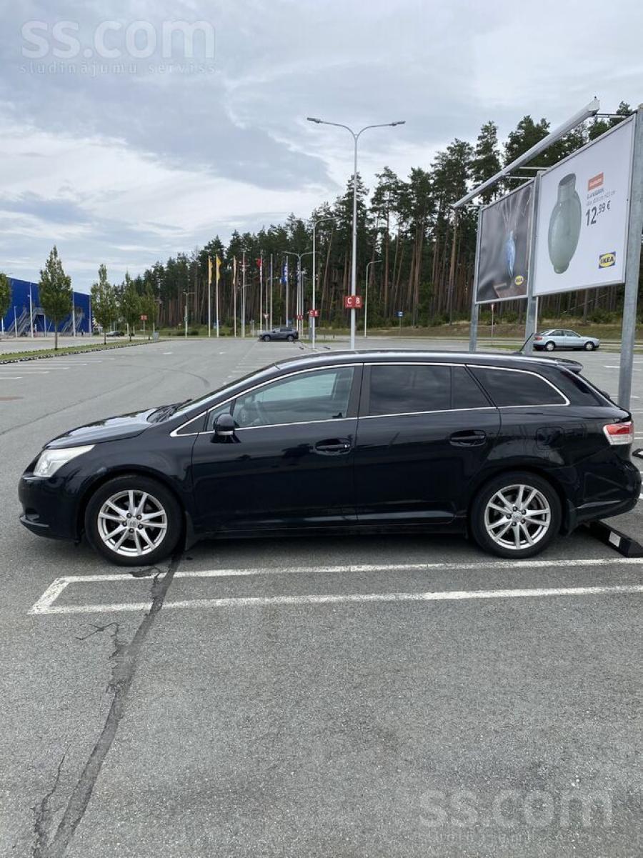 Melns Toyota Avensis 2011 Rīga, ar dzinēja tilpumu 1.80 L un nobraukumu 218 tūkst. km par 4700 €, foto 5 vietnē AUTOMOTO.COM.LV