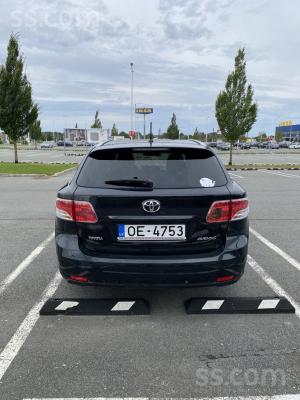 Melns Toyota Avensis 2011 Rīga, ar dzinēja tilpumu 1.80 L un nobraukumu 218 tūkst. km par 4700 €, foto 7 vietnē AUTOMOTO.COM.LV