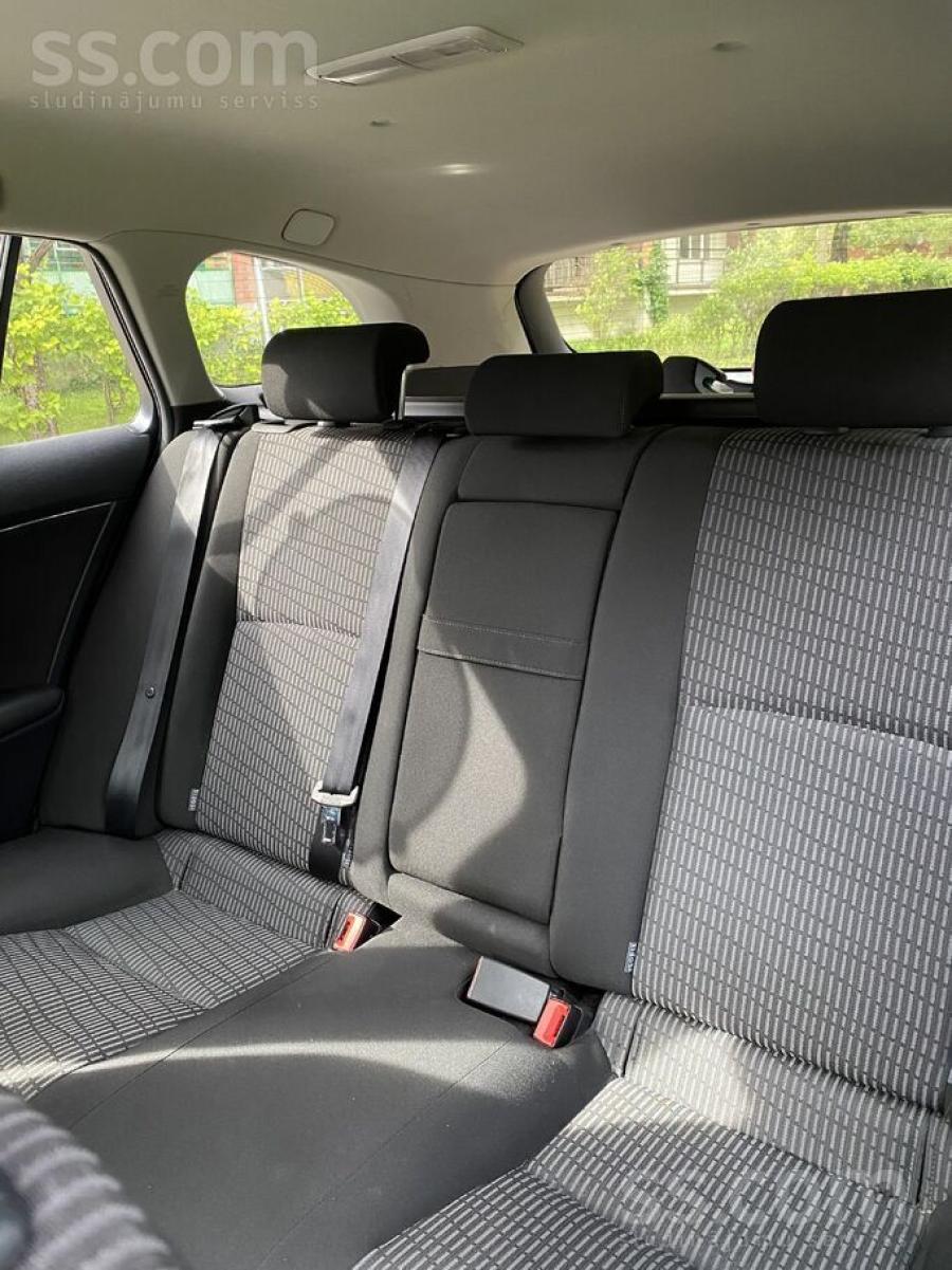 Melns Toyota Avensis 2011 Rīga, ar dzinēja tilpumu 1.80 L un nobraukumu 218 tūkst. km par 4700 €, foto 13 vietnē AUTOMOTO.COM.LV