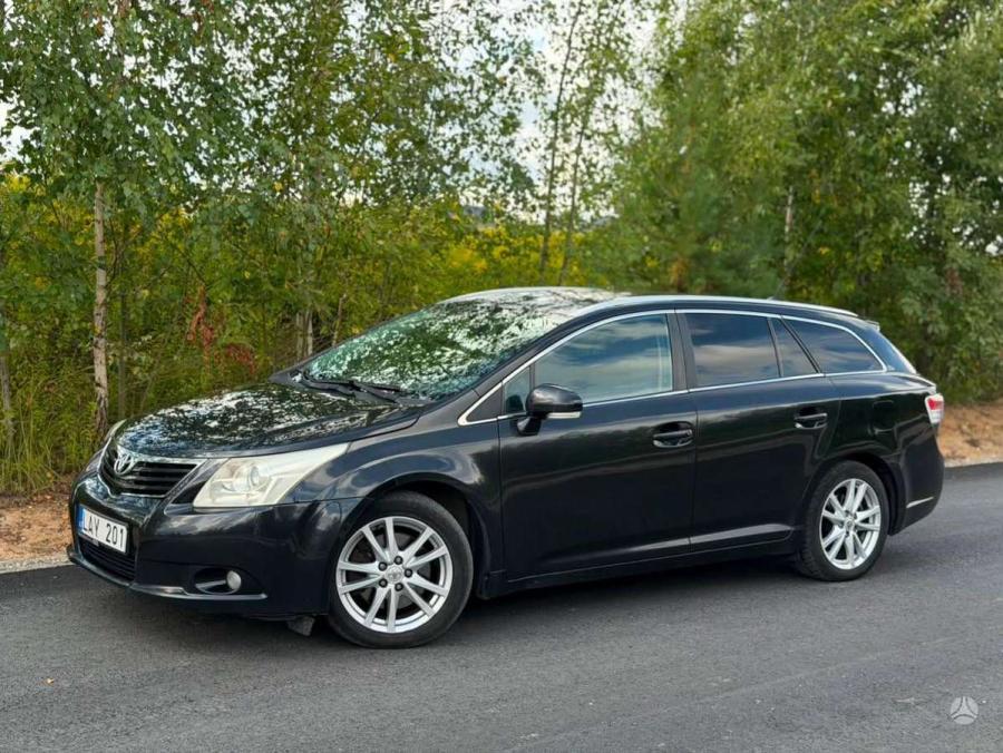 Черный Тойота Авенсис 2011 в Вильнюс, объемом двигателя 2.23 л и пробегом 351 тыс. км за 3699 €, фото 3 на AUTOMOTO.COM.LV