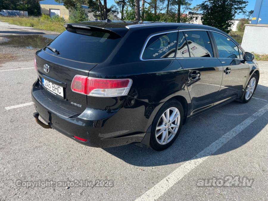 Black Toyota Avensis 2011 in Keila, with an engine capacity of 2.20 L and mileage of 249 thousand km for 5250 €, photo 4 on AUTOMOTO.COM.LV