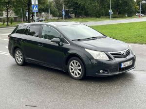 Melns Toyota Avensis 2011 Narva, ar dzinēja tilpumu 2.00 L un nobraukumu 410 tūkst. km par 1999 €, foto 3 vietnē AUTOMOTO.COM.LV