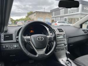 Melns Toyota Avensis 2011 Narva, ar dzinēja tilpumu 2.00 L un nobraukumu 410 tūkst. km par 1999 €, foto 19 vietnē AUTOMOTO.COM.LV