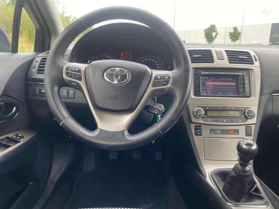 Black Toyota Avensis 2011 in Vilnius, with an engine capacity of 1.60 L and mileage of 255 thousand km for 6350 €, photo 26 on AUTOMOTO.COM.LV