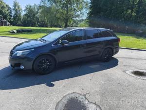 Melns Toyota Avensis 2012 Rīga, ar dzinēja tilpumu 2.00 L un nobraukumu 259 tūkst. km par 5650 €, foto 1 vietnē AUTOMOTO.COM.LV