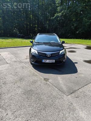 Melns Toyota Avensis 2012 Rīga, ar dzinēja tilpumu 2.00 L un nobraukumu 259 tūkst. km par 5650 €, foto 2 vietnē AUTOMOTO.COM.LV