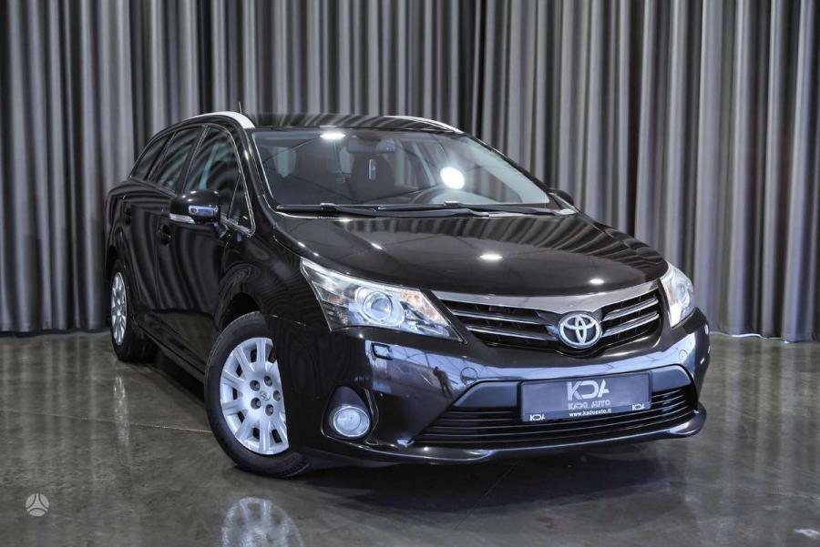 Black Toyota Avensis 2012 in Marijampole, with an engine capacity of 2.00 L and mileage of 258 thousand km for 5950 €, photo 2 on AUTOMOTO.COM.LV