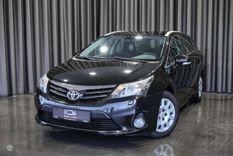 Black Toyota Avensis 2012 in Marijampole, with an engine capacity of 2.00 L and mileage of 258 thousand km for 5950 €, photo 5 on AUTOMOTO.COM.LV