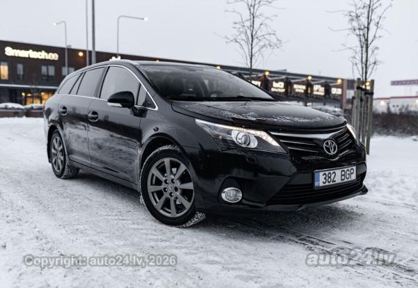 Black Toyota Avensis 2012 in Tallinn, with an engine capacity of 1.80 L and mileage of 158 thousand km for 7990 €, photo 3 on AUTOMOTO.COM.LV