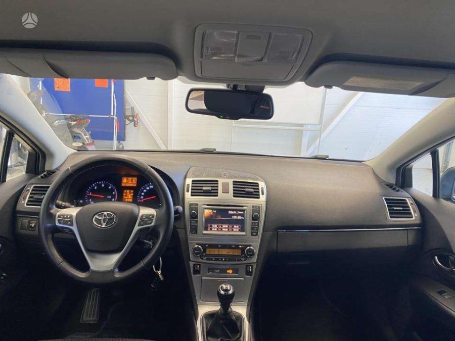 Melns Toyota Avensis 2012 Radviliškis, ar dzinēja tilpumu 2.00 L un nobraukumu 228 tūkst. km par 5750 €, foto 11 vietnē AUTOMOTO.COM.LV