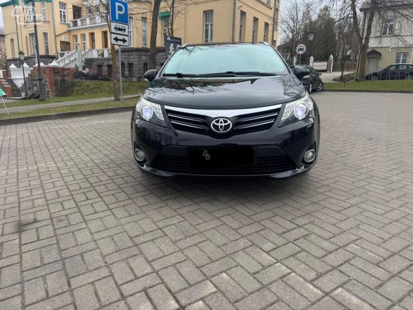 Melns Toyota Avensis 2012 Šauļi, ar dzinēja tilpumu 2.00 L un nobraukumu 236 tūkst. km par 5350 €, foto 3 vietnē AUTOMOTO.COM.LV