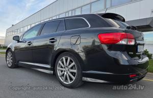 Melns Toyota Avensis 2012 Tallina, ar dzinēja tilpumu 2.00 L un nobraukumu 305 tūkst. km par 6400 €, foto 4 vietnē AUTOMOTO.COM.LV
