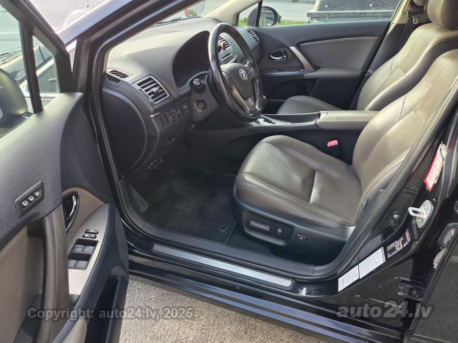 Melns Toyota Avensis 2012 Tallina, ar dzinēja tilpumu 2.00 L un nobraukumu 305 tūkst. km par 6400 €, foto 9 vietnē AUTOMOTO.COM.LV
