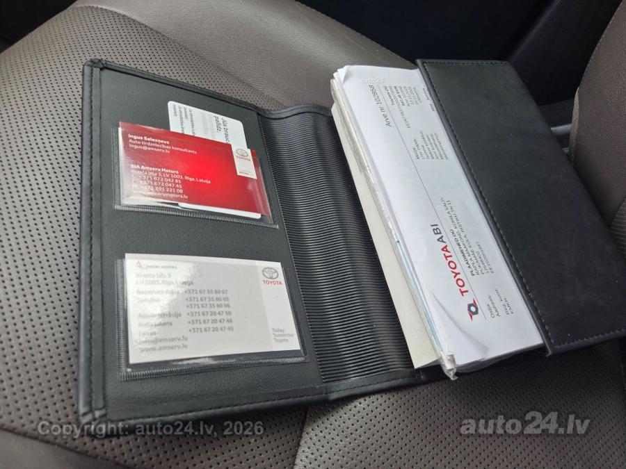 Melns Toyota Avensis 2012 Tallina, ar dzinēja tilpumu 2.00 L un nobraukumu 305 tūkst. km par 6400 €, foto 25 vietnē AUTOMOTO.COM.LV