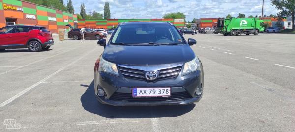 Melns Toyota Avensis 2012 Klaipėda, ar dzinēja tilpumu 2.00 L un nobraukumu 226 tūkst. km par 4999 €, foto 2 vietnē AUTOMOTO.COM.LV