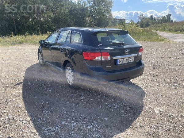 Черный Тойота Авенсис 2012 в Лиепая, объемом двигателя 1.80 л и пробегом 415 тыс. км за 3200 €, фото 6 на AUTOMOTO.COM.LV