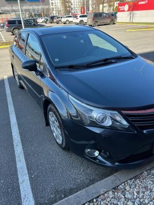Black Toyota Avensis 2012 in Riga, with an engine capacity of 1.80 L and mileage of 264 thousand km for 5950 €, photo 3 on AUTOMOTO.COM.LV