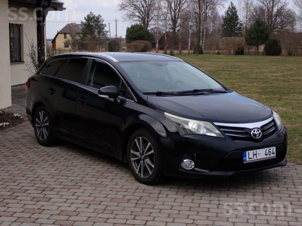 Черный Тойота Авенсис 2012 в Елгава, объемом двигателя 2.20 л и пробегом 267 тыс. км за 5800 €, фото 1 на AUTOMOTO.COM.LV
