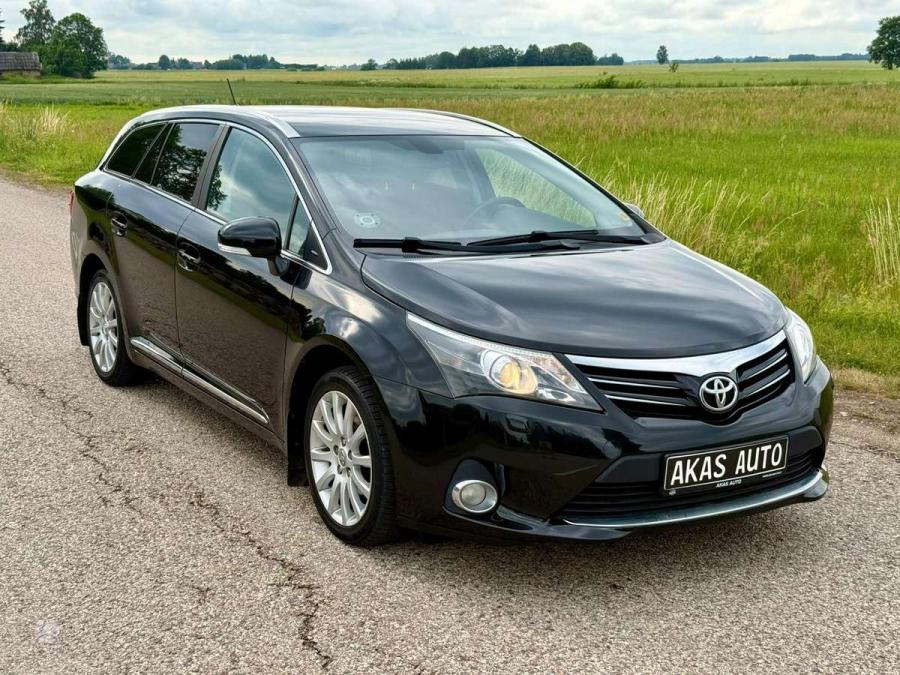 Черный Тойота Авенсис 2012 в Вилкавишкис, объемом двигателя 1.80 л и пробегом 249 тыс. км за 6500 €, фото 3 на AUTOMOTO.COM.LV