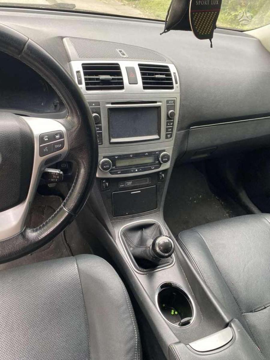 Melns Toyota Avensis 2012 Kauņa, ar dzinēja tilpumu 0.00 L un nobraukumu 345 tūkst. km par 1500 €, foto 9 vietnē AUTOMOTO.COM.LV