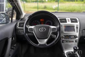 Black Toyota Avensis 2012 in Riga, with an engine capacity of 2.00 L and mileage of 284 thousand km for 4790 €, photo 16 on AUTOMOTO.COM.LV