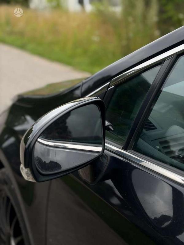 Melns Toyota Avensis 2012 Viļņa, ar dzinēja tilpumu 2.00 L un nobraukumu 394 tūkst. km par 2900 €, foto 8 vietnē AUTOMOTO.COM.LV