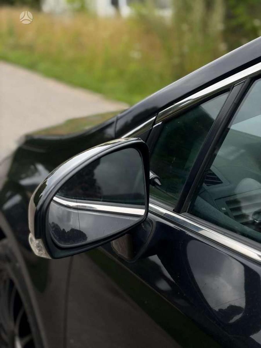 Melns Toyota Avensis 2012 Viļņa, ar dzinēja tilpumu 2.00 L un nobraukumu 394 tūkst. km par 2900 €, foto 9 vietnē AUTOMOTO.COM.LV