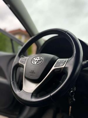 Melns Toyota Avensis 2012 Viļņa, ar dzinēja tilpumu 2.00 L un nobraukumu 394 tūkst. km par 2900 €, foto 17 vietnē AUTOMOTO.COM.LV