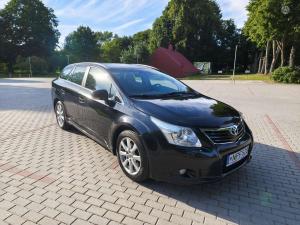 Black Toyota Avensis 2012 in Kretinga, with an engine capacity of 2.23 L and mileage of 274 thousand km for 3950 €, photo  on AUTOMOTO.COM.LV