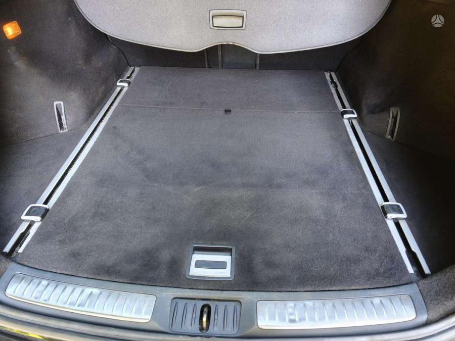 Black Toyota Avensis 2012 in Kretinga, with an engine capacity of 2.23 L and mileage of 274 thousand km for 3950 €, photo 16 on AUTOMOTO.COM.LV