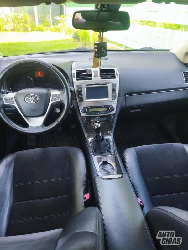 Melns Toyota Avensis 2012 Viļņa, ar dzinēja tilpumu 2.00 L un nobraukumu 284 tūkst. km par 4900 €, foto 9 vietnē AUTOMOTO.COM.LV