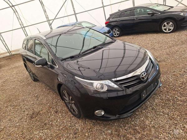 Melns Toyota Avensis 2012 Marijampole, ar dzinēja tilpumu 2.00 L un nobraukumu 294 tūkst. km par 3850 €, foto 8 vietnē AUTOMOTO.COM.LV