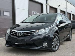 Melns Toyota Avensis 2012 Utena, ar dzinēja tilpumu 2.00 L un nobraukumu 197 tūkst. km par 5950 €, foto  vietnē AUTOMOTO.COM.LV