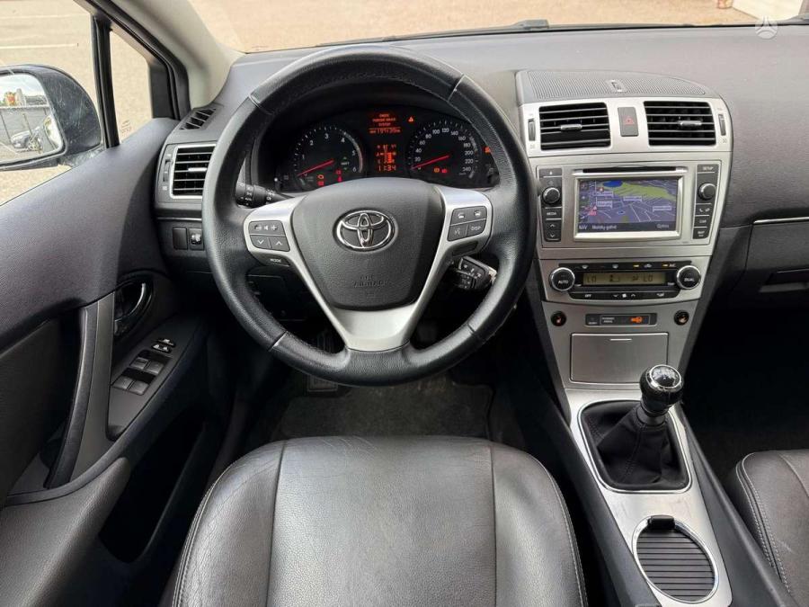 Черный Тойота Авенсис 2012 в Утена, объемом двигателя 2.00 л и пробегом 197 тыс. км за 5950 €, фото 12 на AUTOMOTO.COM.LV