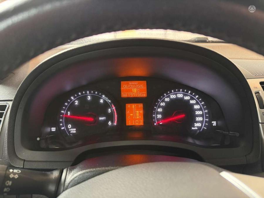 Черный Тойота Авенсис 2012 в Утена, объемом двигателя 2.00 л и пробегом 197 тыс. км за 5950 €, фото 16 на AUTOMOTO.COM.LV