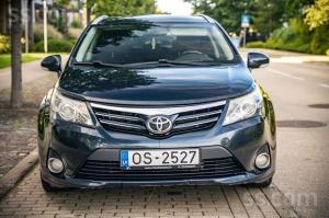 Черный Тойота Авенсис 2012 в Рига, объемом двигателя 2.00 л и пробегом 0 тыс. км за 2290 €, фото 3 на AUTOMOTO.COM.LV