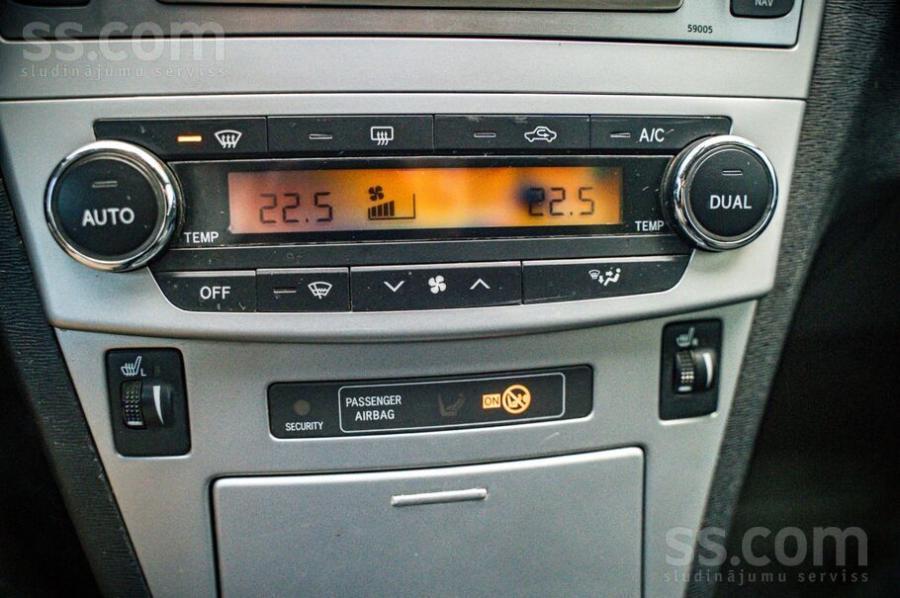 Черный Тойота Авенсис 2012 в Рига, объемом двигателя 2.00 л и пробегом 0 тыс. км за 2290 €, фото 11 на AUTOMOTO.COM.LV