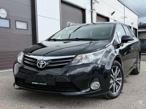 Melns Toyota Avensis 2012 Utena, ar dzinēja tilpumu 2.00 L un nobraukumu 197 tūkst. km par 5899 €, foto  vietnē AUTOMOTO.COM.LV