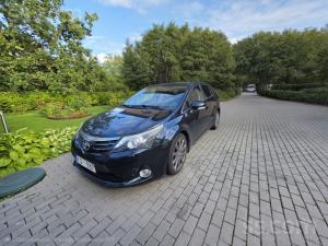 Melns Toyota Avensis 2012 Jūrmala, ar dzinēja tilpumu 2.20 L un nobraukumu 400 tūkst. km par 3700 €, foto 3 vietnē AUTOMOTO.COM.LV