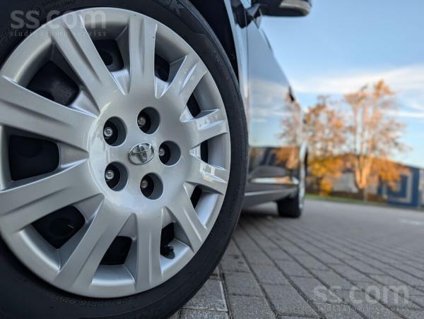 Melns Toyota Avensis 2013 Jūrmala, ar dzinēja tilpumu 2.00 L un nobraukumu 0 tūkst. km par 5690 €, foto 11 vietnē AUTOMOTO.COM.LV
