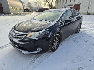 Black Toyota Avensis 2013 in Taurage, with an engine capacity of 1.80 L and mileage of 336 thousand km for 3500 €, photo 2 on AUTOMOTO.COM.LV