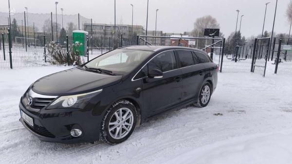 Melns Toyota Avensis 2013 Panevēža, ar dzinēja tilpumu 2.23 L un nobraukumu 272 tūkst. km par 5400 €, foto 2 vietnē AUTOMOTO.COM.LV