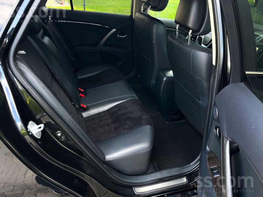 Melns Toyota Avensis 2013 Jelgava, ar dzinēja tilpumu 2.20 L un nobraukumu 266 tūkst. km par 5996 €, foto 4 vietnē AUTOMOTO.COM.LV